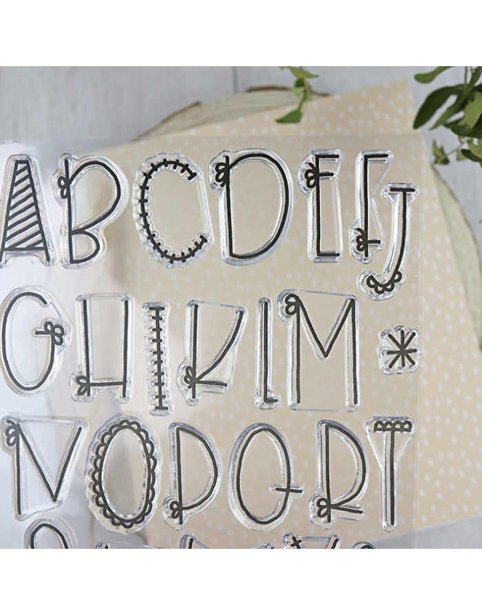 ABC capital letters ARI stamp, Alúa Cid – Pega Papel y Tijera